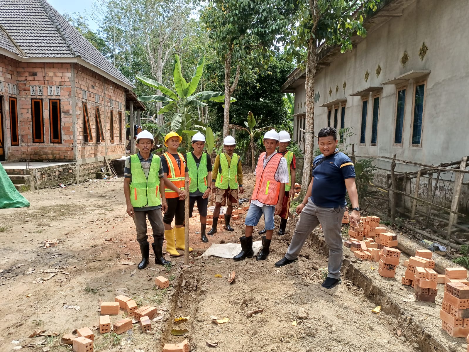 Desa Sepang Menggeliat Dengan PISEW - Pelita Online